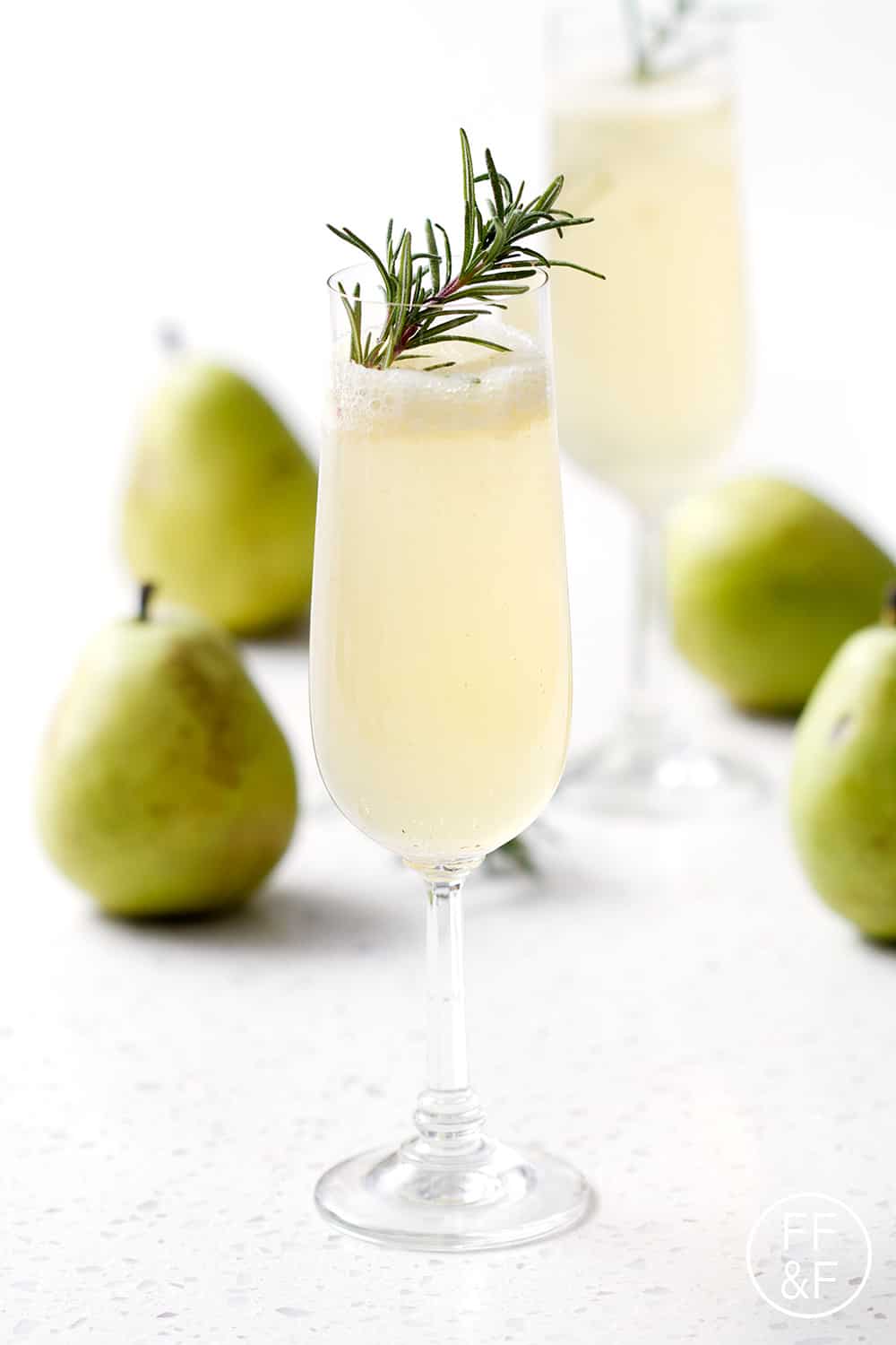 Rosemary Pear Sparkler | The Honest Spoonful
