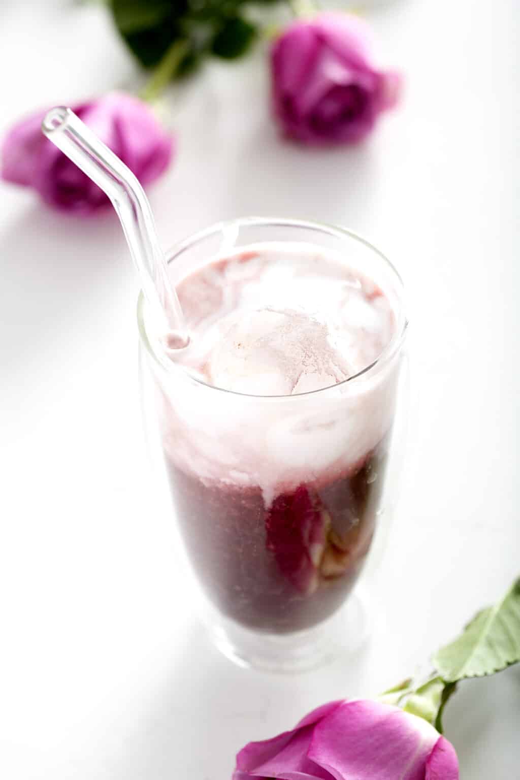 Rose Latte | The Honest Spoonful